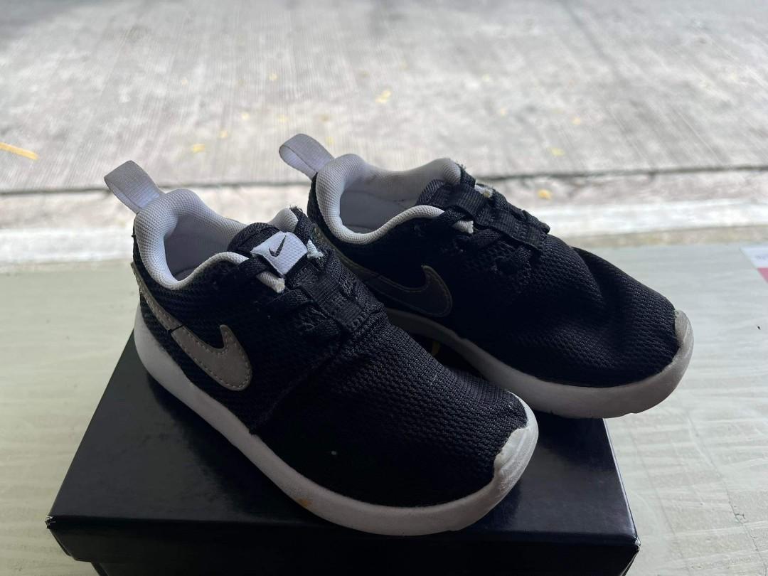 Nike for kids, Babies & Kids, Babies & Kids Fashion on Carousell