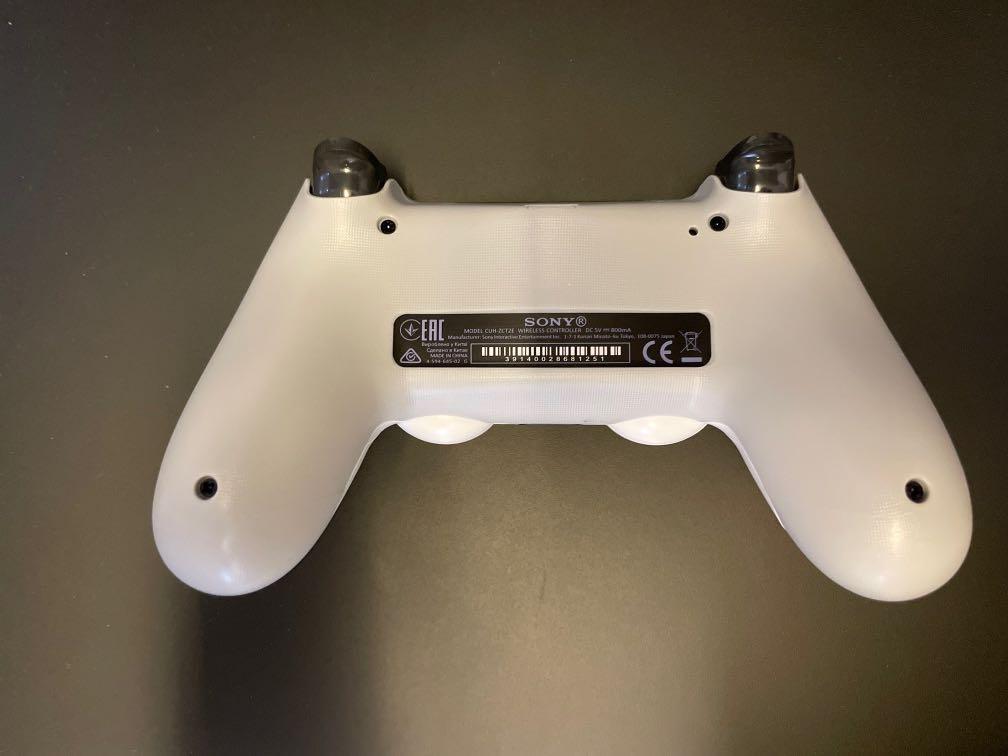 PS4 Controller (White), Video Gaming, Gaming Accessories, Controllers ...