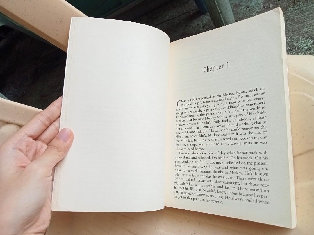 RAZOR SHARP by FERN MICHAELS, Hobbies & Toys, Books & Magazines, Fiction & Non-Fiction on Carousell