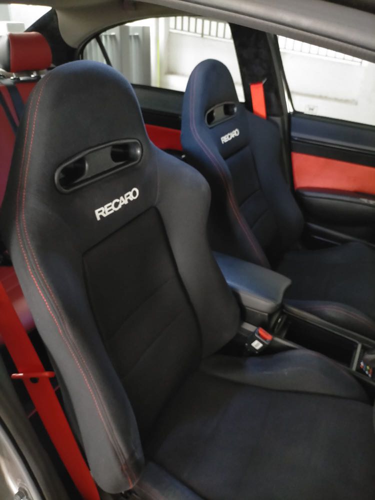 Recaro semi bucket, Car Accessories, Accessories on Carousell