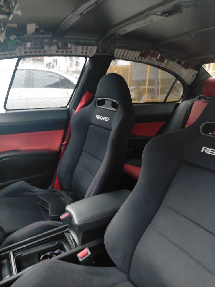 Recaro semi bucket, Car Accessories, Accessories on Carousell