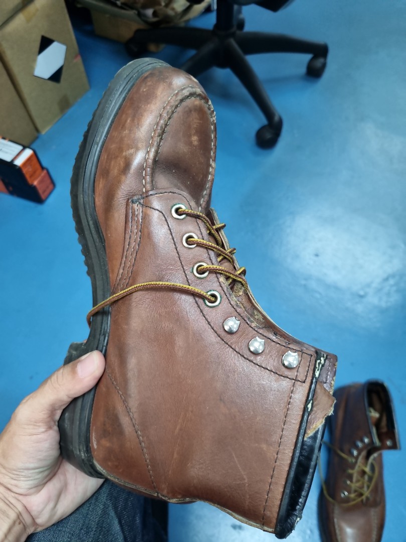 Redwing safety boots 8249, Men's Fashion, Footwear, Boots on Carousell