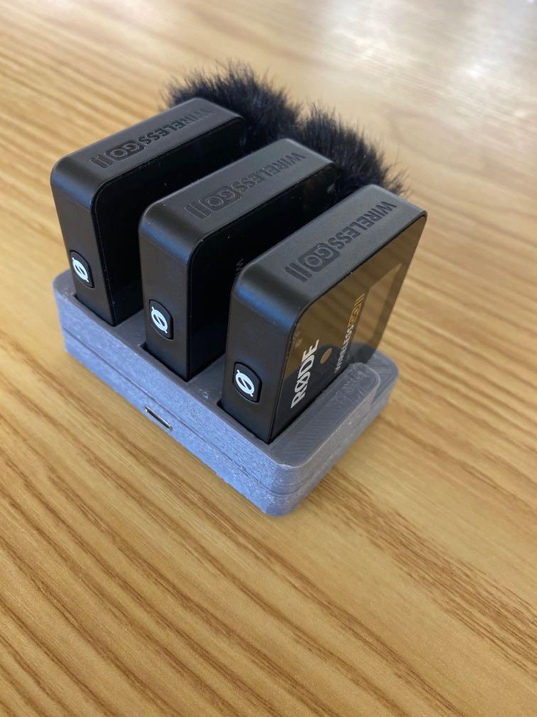 Rode wireless Go II charging dock, Computers & Tech, Office & Business ...
