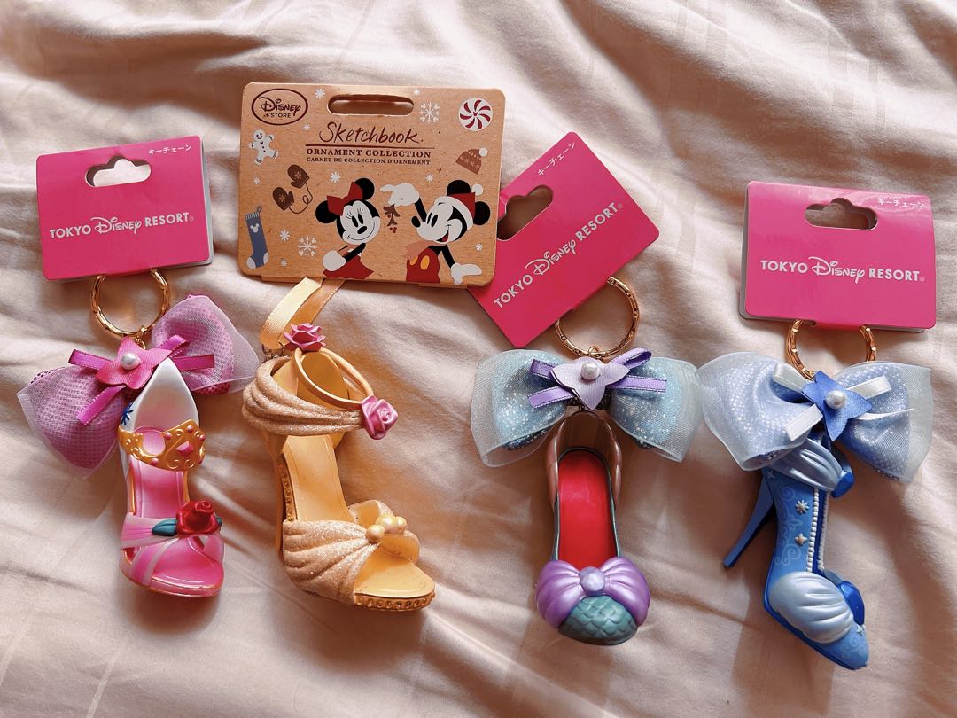 Tokyo Disneyland Princess heels keychain collection, Hobbies & Toys ...