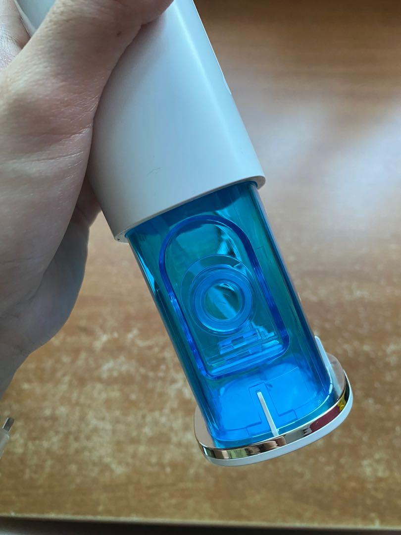 TUSKI water Flosser, Beauty & Personal Care, Oral Care on Carousell