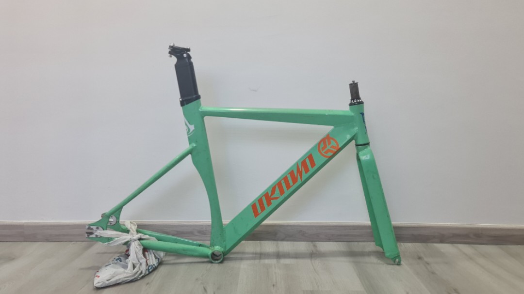 Unknown Frameset, Sports Equipment, Bicycles & Parts, Bicycles on Carousell