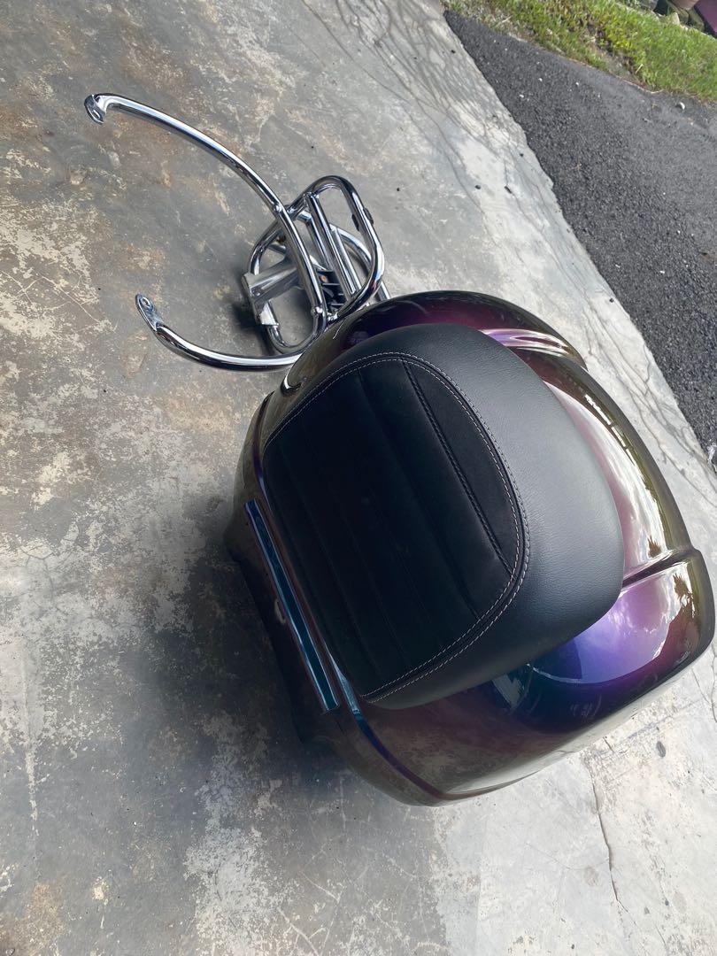 Vespa gts top box & rear rack, Motorbikes on Carousell