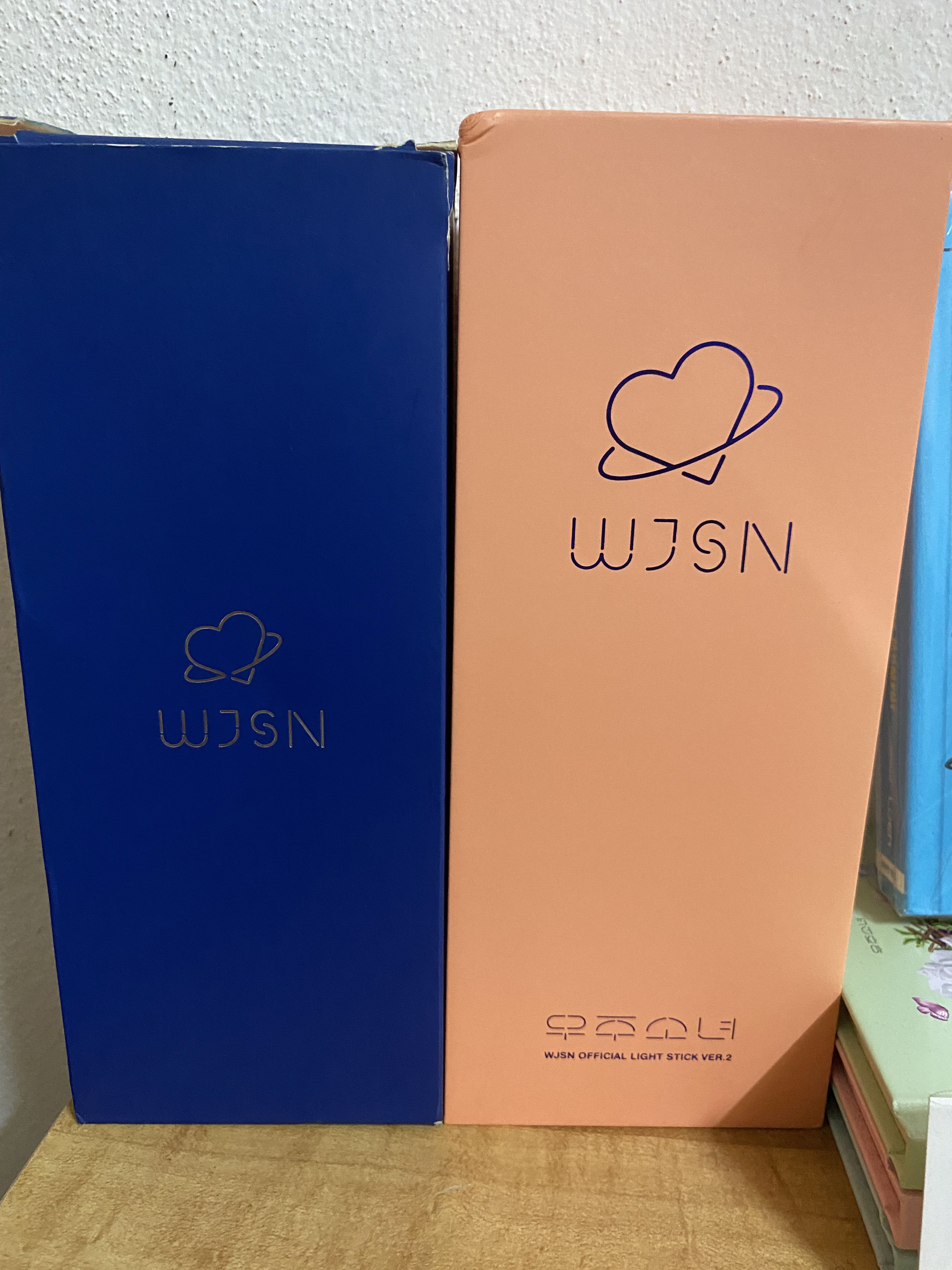 WJSN Official Lightstick Ver 1 & 2 (Full Set), Hobbies & Toys ...