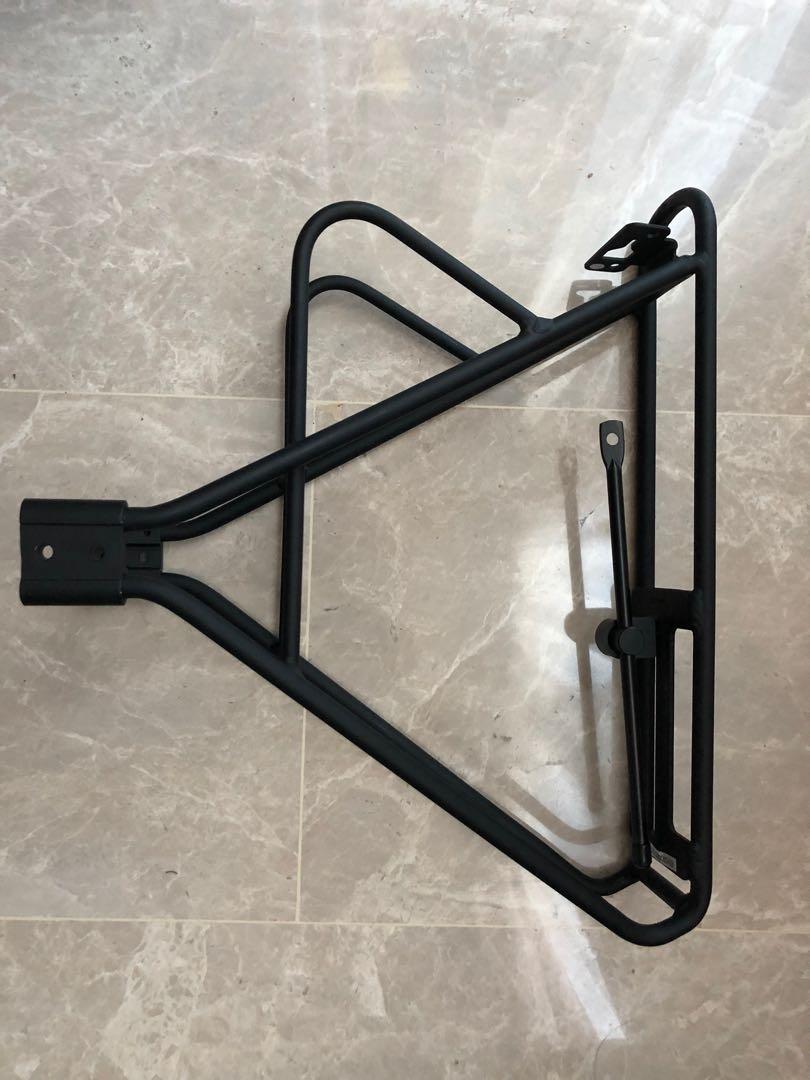 A lightweight pannier rack, Sports Equipment, Bicycles & Parts, Parts ...