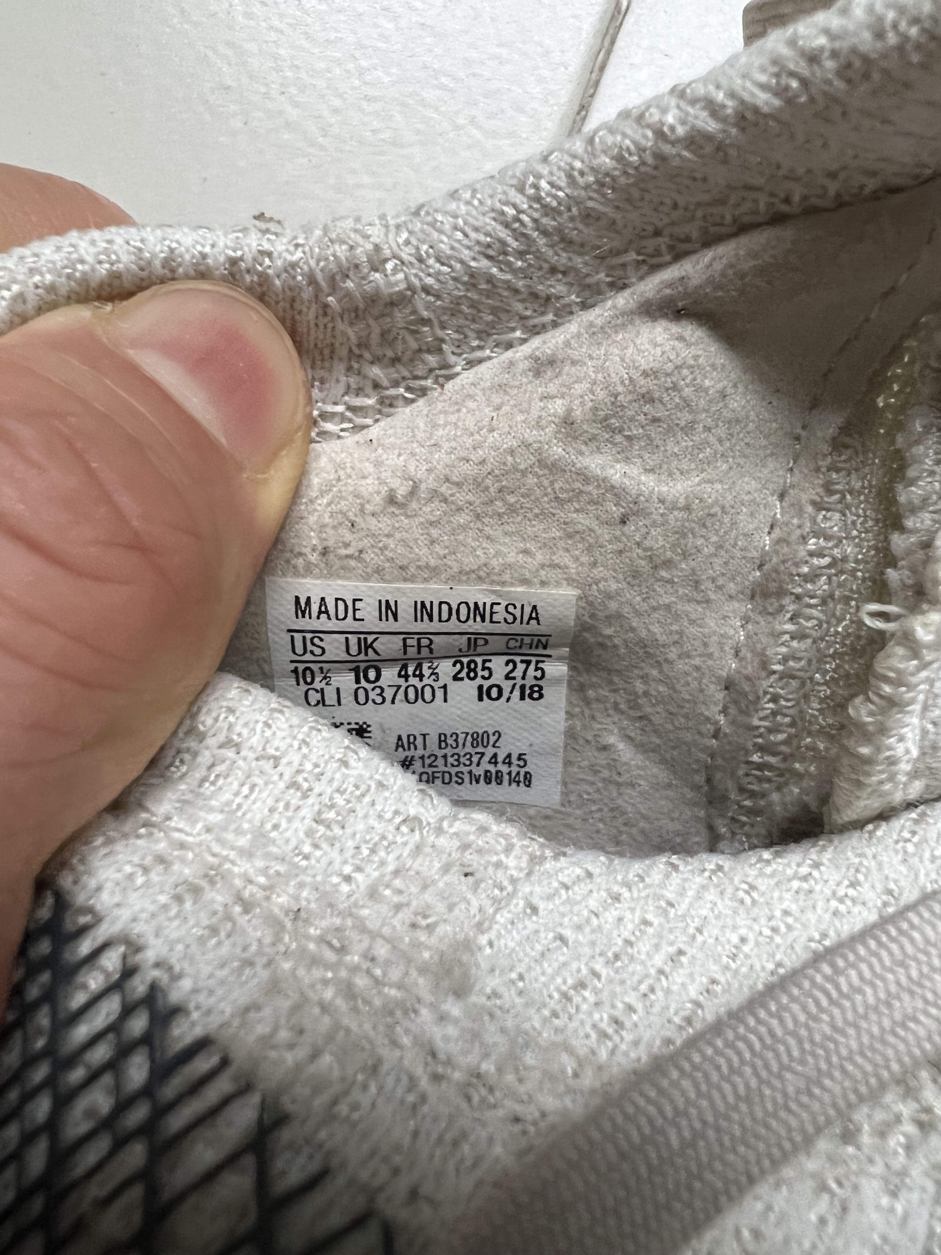 Adidas Pure Boost white, Men's Fashion, Footwear, Sneakers on Carousell