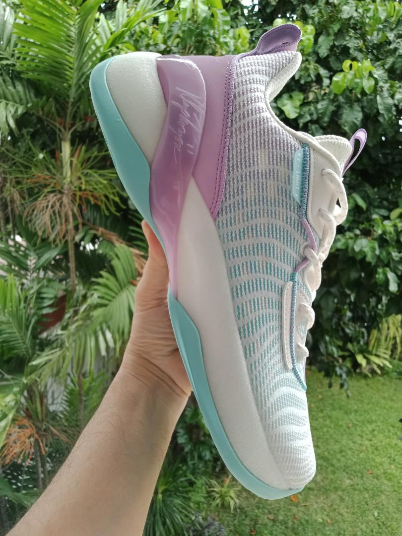 Anta KT light 7 low, Men's Fashion, Footwear, Sneakers on Carousell