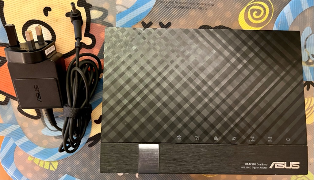 ASUS RT-AC56U Wireless Router AC1200, 電腦＆科技, 電腦周邊及配件, Wifi及上網相關產品 ...