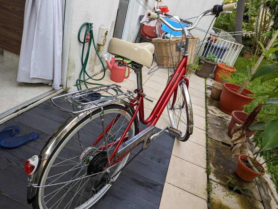 Beautiful red City Bike in excellent condition, Sports Equipment ...