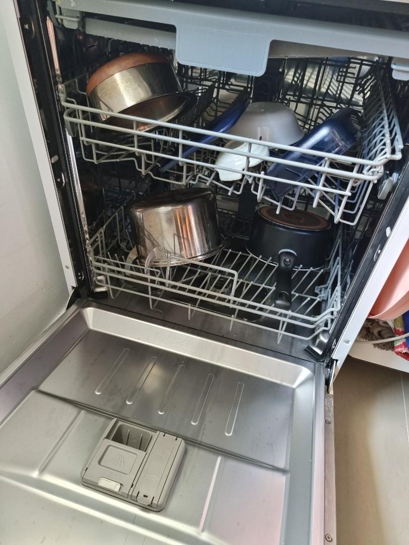 ELBA EBDW 1481M Freestanding Dishwasher 14 Place Setting, TV & Home ...