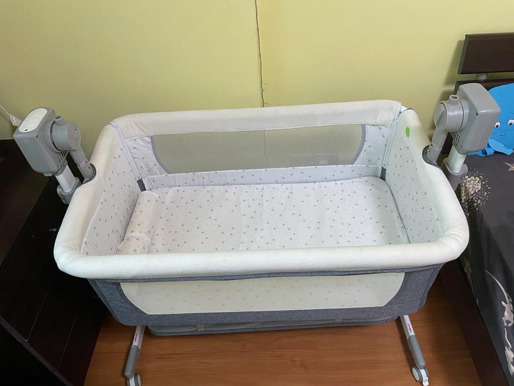 Electric Automatic Rocking Cradle Cot for Babies Rocker, Babies & Kids ...