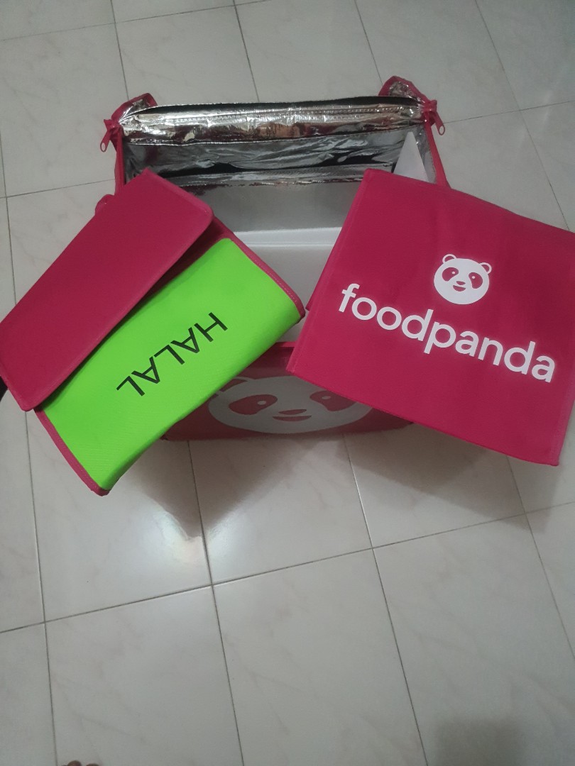 Foodpanda Delivery bag, Everything Else on Carousell