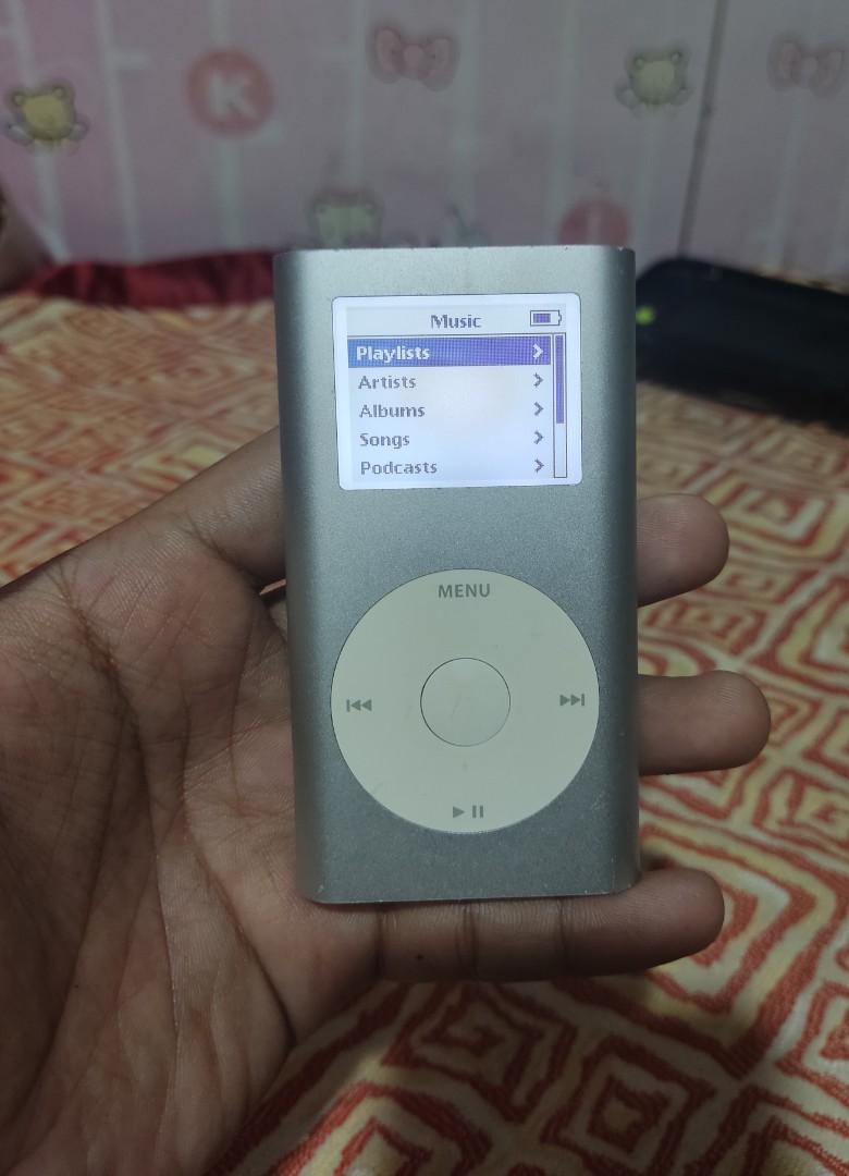 Ipod mini 1st gen 4gb rare, Audio, Portable Music Players on Carousell