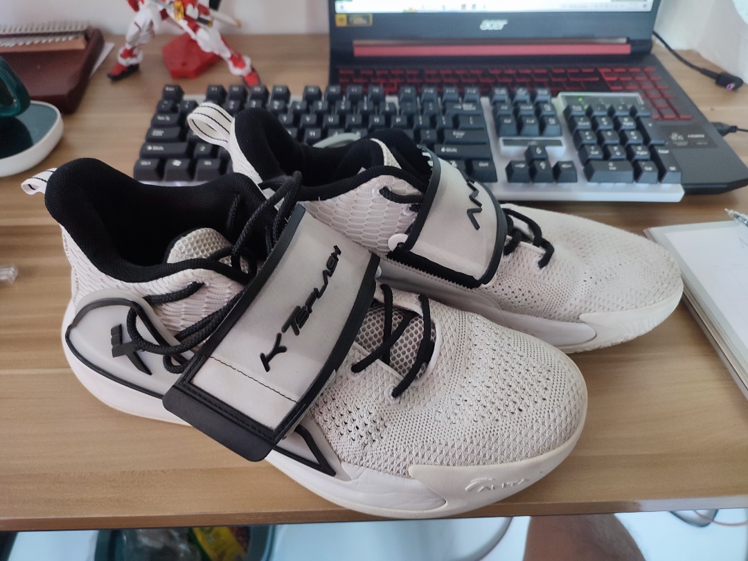 KT Splash, Men's Fashion, Footwear, Sneakers on Carousell