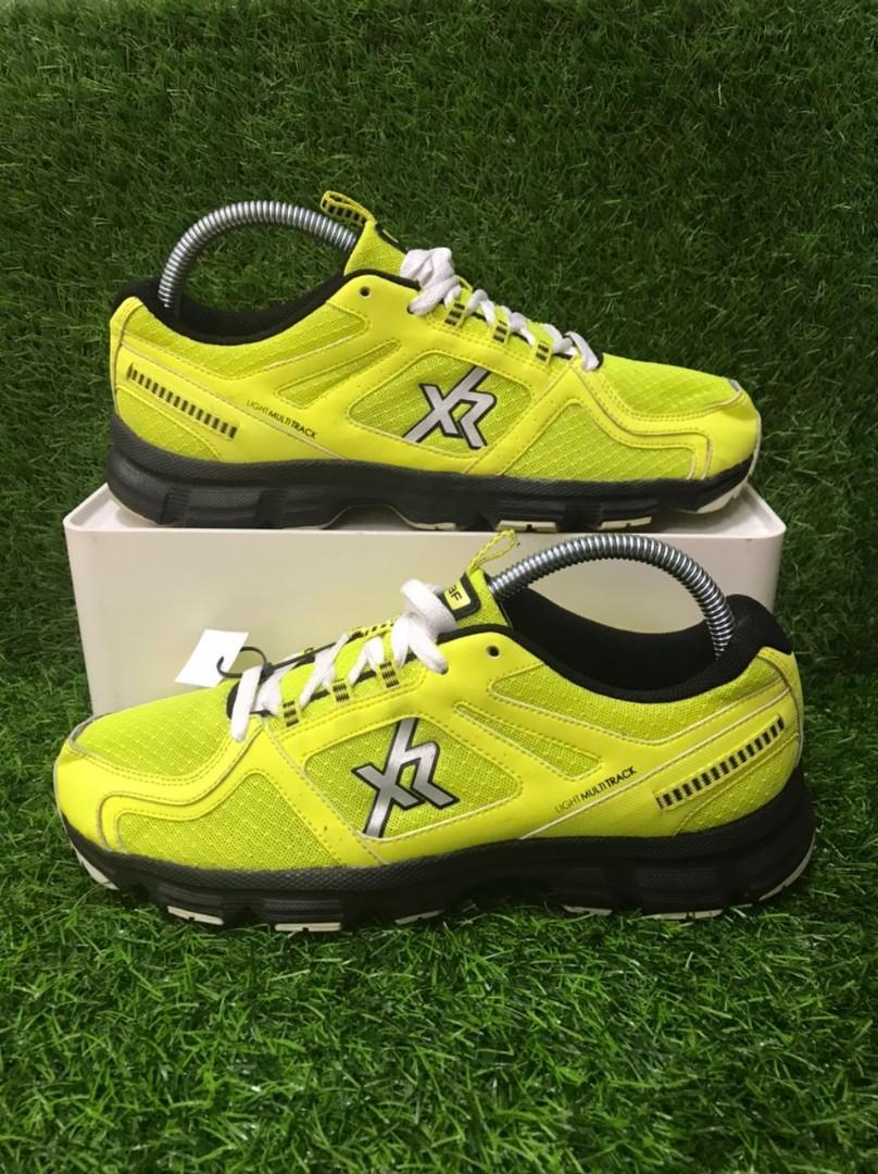 LECAF HIKING 6.5UK, Men's Fashion, Footwear, Sneakers on Carousell