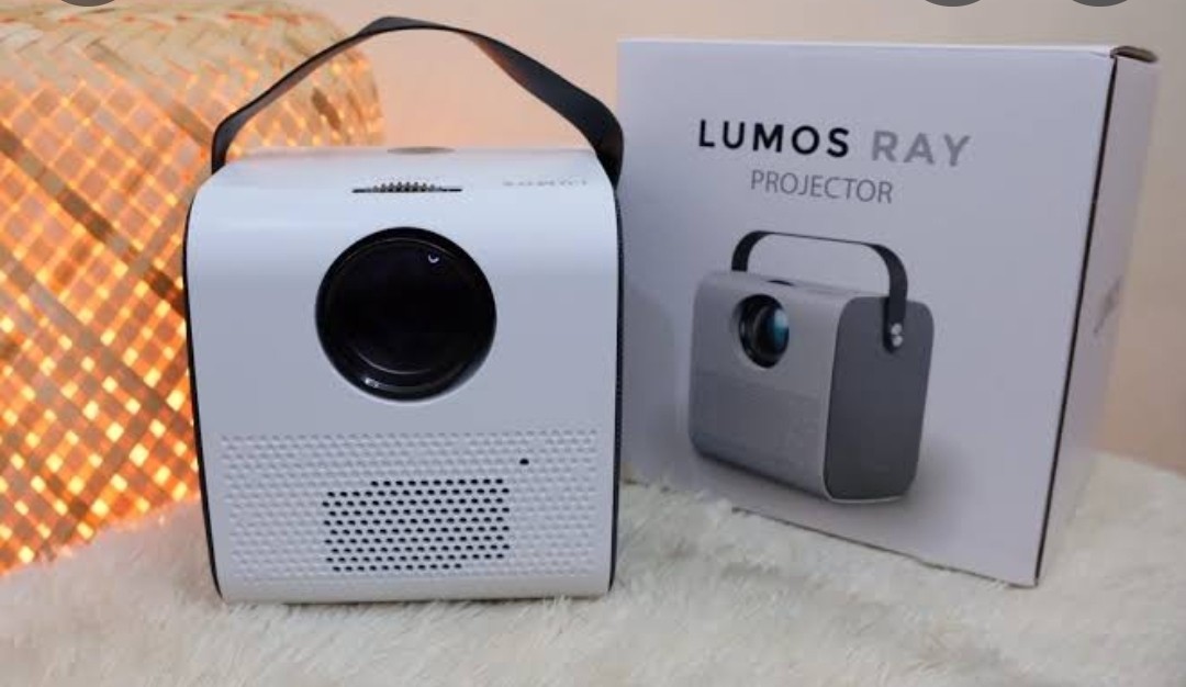 Lumos Ray Smart Projector, TV & Home Appliances, TV & Entertainment ...