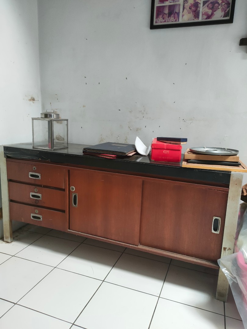 Meja panjang, Perabotan Rumah di Carousell