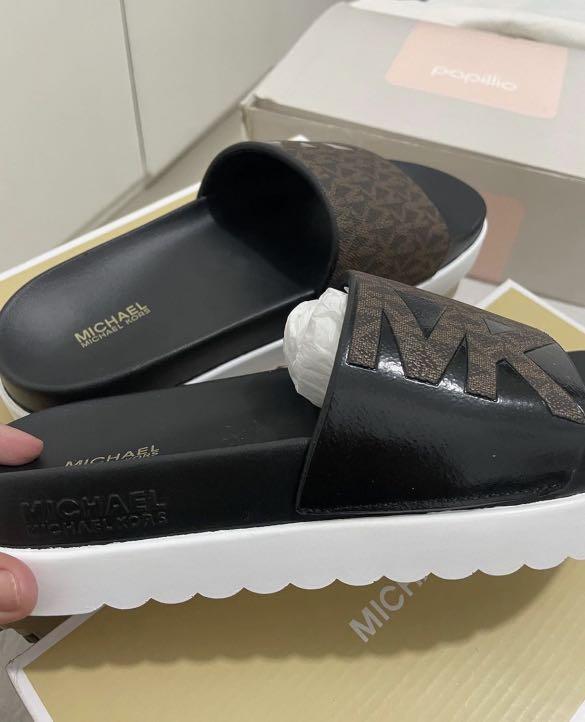 Michael Kors Slides, Women's Fashion, Footwear, Wedges on Carousell