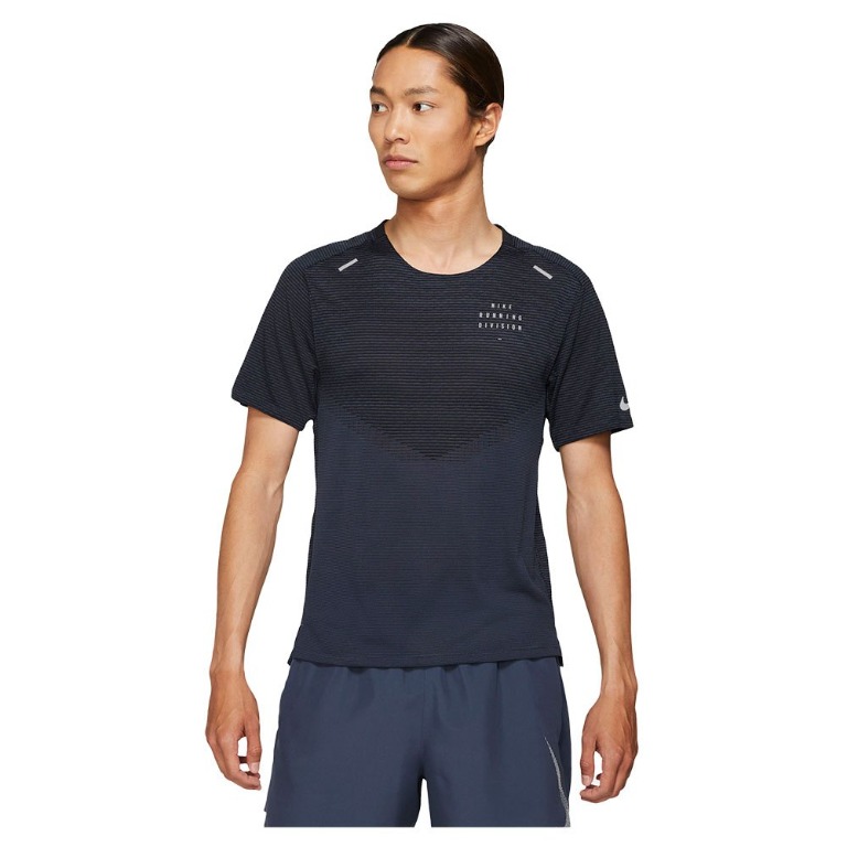 NIKE DRI-FIT ADV RUN DIVISION TECHKNIT MENS SHORT-SLEEVE TOP, Men's ...