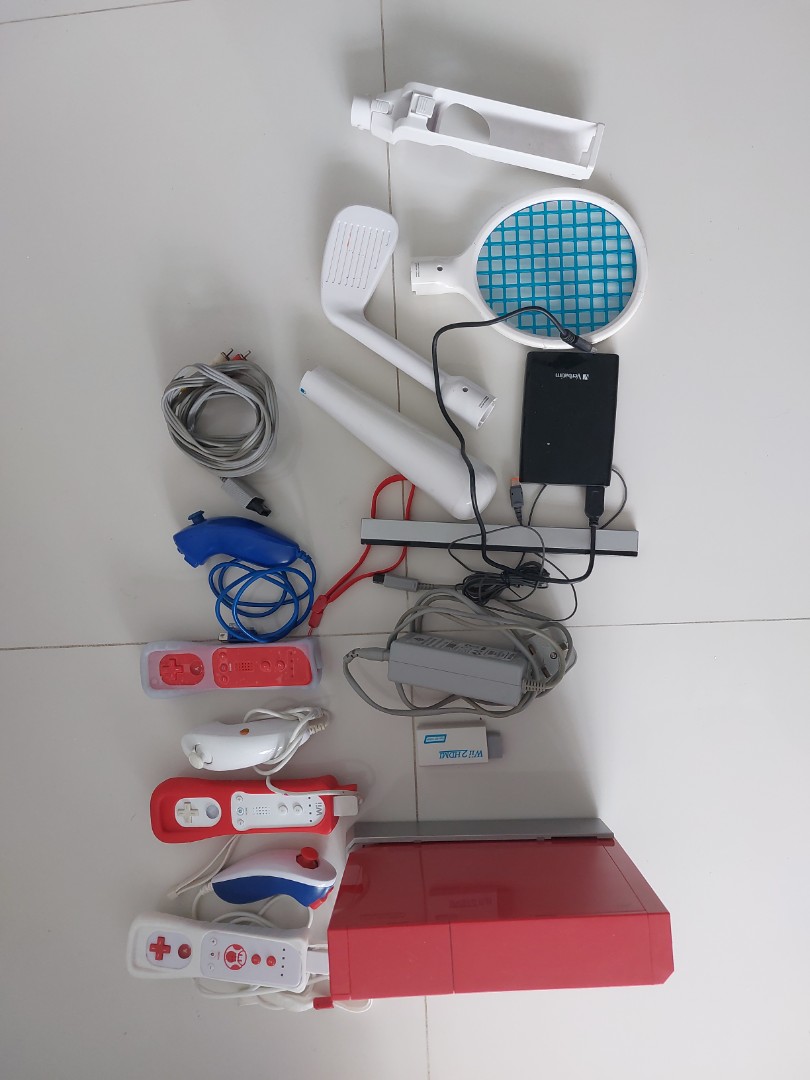 Limited Edition Nintendo Wii Set, Video Gaming, Video Game Consoles ...