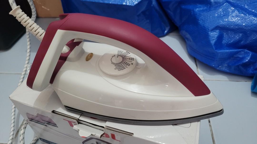 TEFAL FS4030 EASYGLISS DRY IRON 1200W, TV & Home Appliances, Irons & Steamers on Carousell