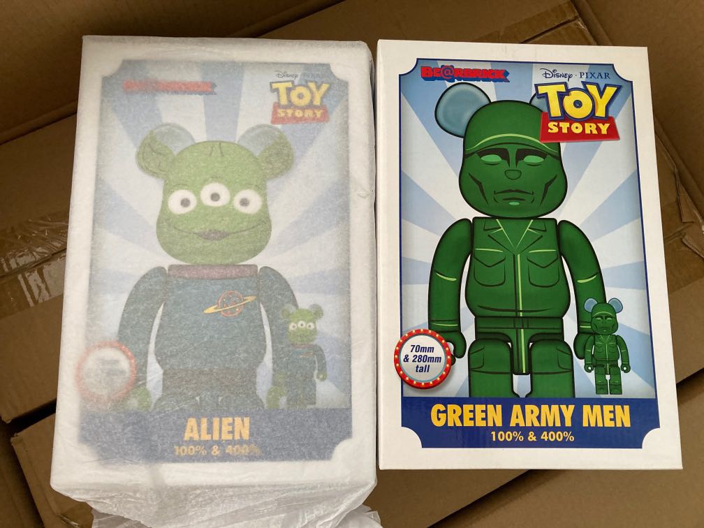 Toy story bundle alien and army men Bearbrick 400% 100% be@rbrick ...