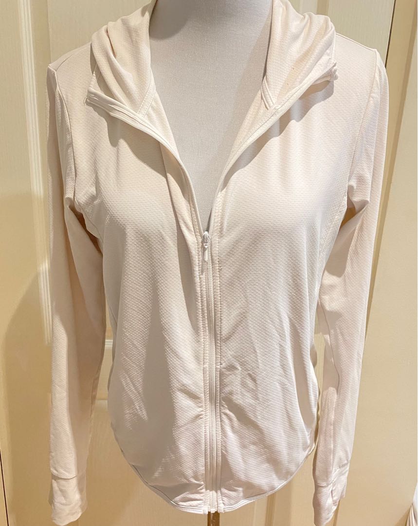 Uniqlo Jacket, Women's Fashion, Coats, Jackets and Outerwear on Carousell