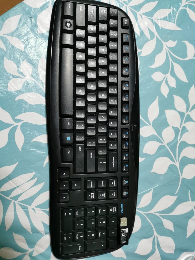 Wireless LOGITECH MK250, Computers & Tech, Parts & Accessories ...
