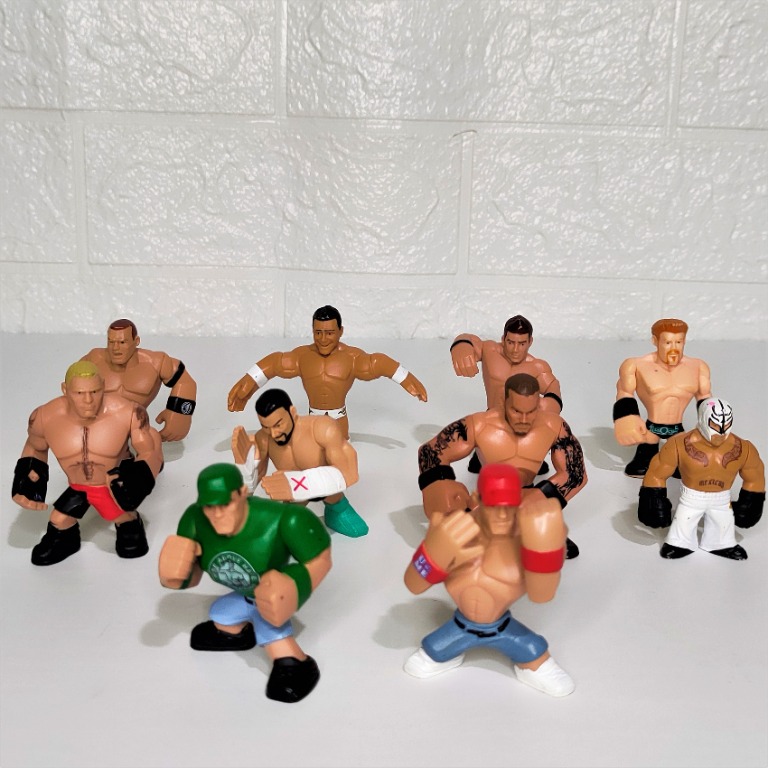 WWE Rumblers Mini Wrestling Figures (10 pcs), Hobbies & Toys, Toys ...