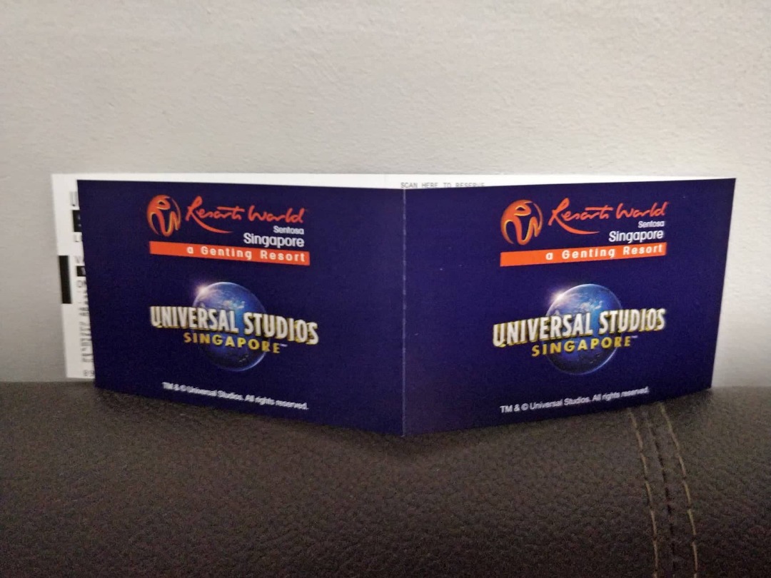 1 set: USS RWS Universal Studio Singapore (Adult) + S$5 F&B Voucher ...