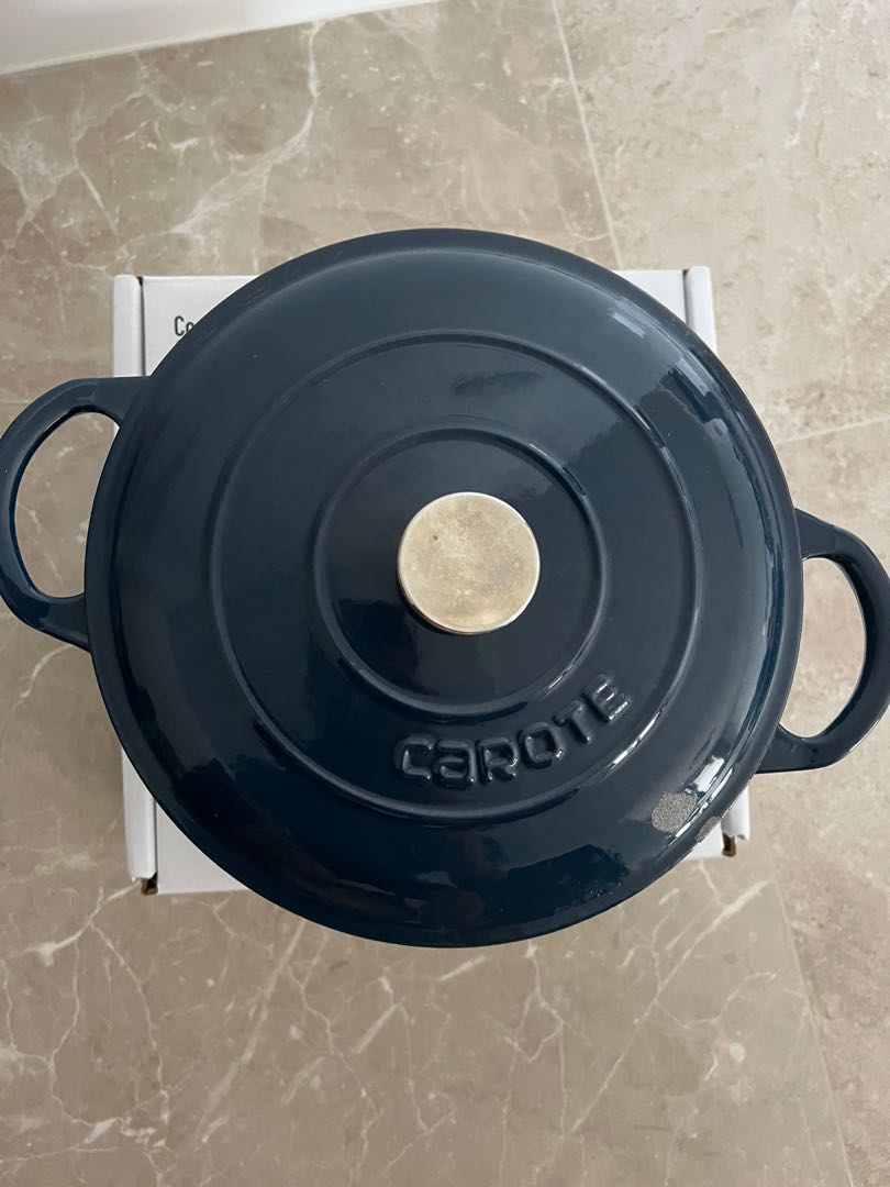 Capote oven safe cast iron casserole, Furniture & Home Living ...