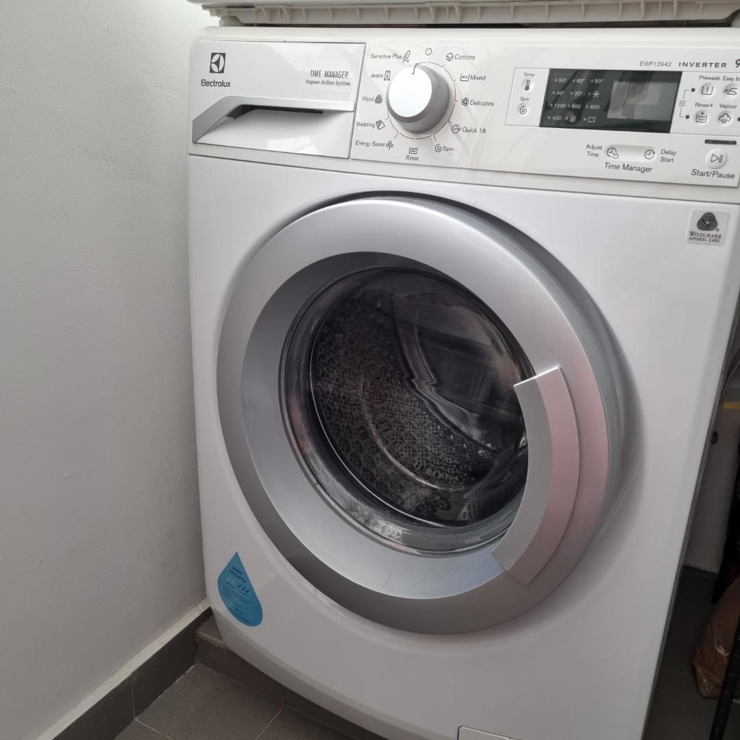 Electrolux 9kg inverter washer EWF12942, TV & Home Appliances, Washing ...