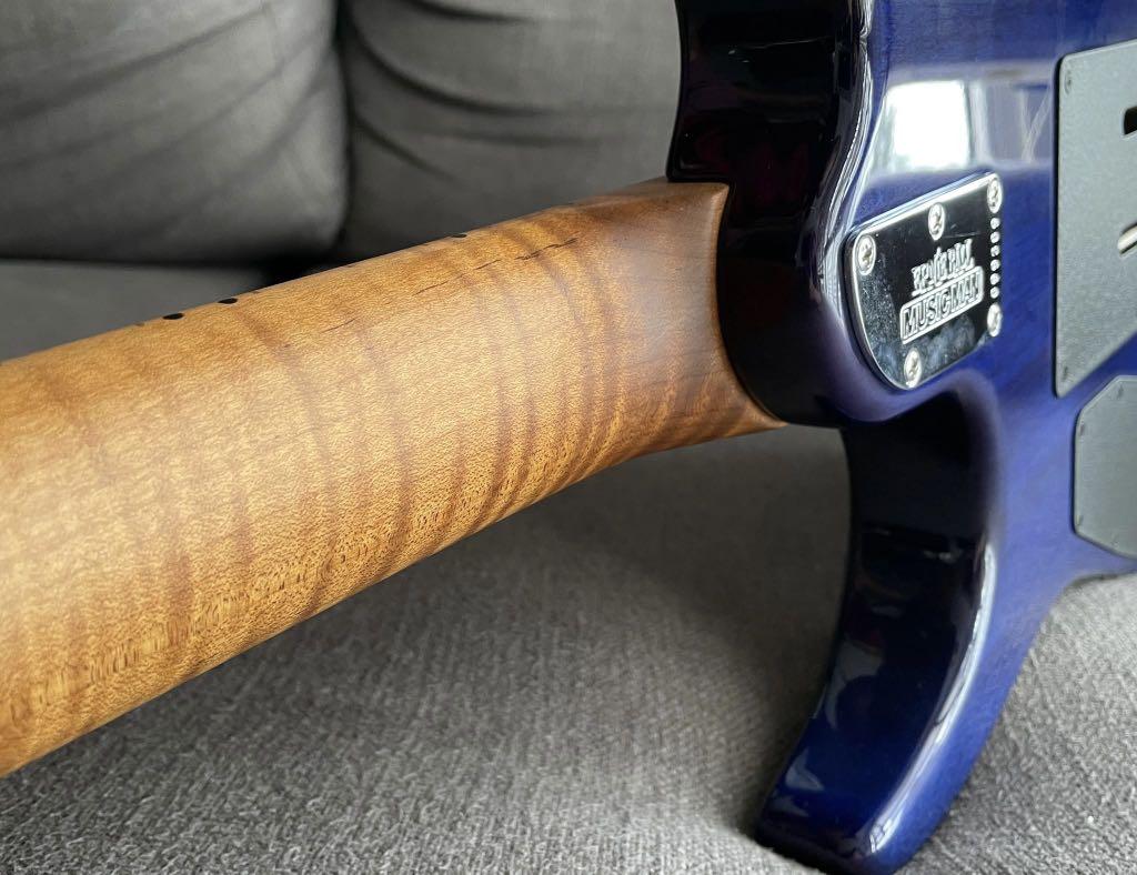 Ernie Ball Music Man - JP15 Cerulean Paradise Quilt., Hobbies & Toys ...