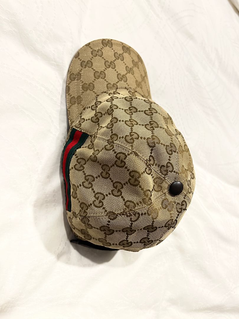 Gucci Cap, Men's Fashion, Watches & Accessories, Caps & Hats on Carousell