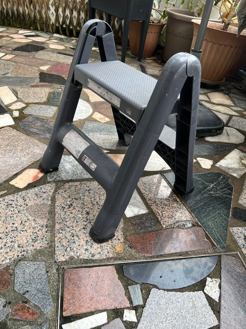 IKEA storage cabinet, boxes, foldable step ladders, 傢俬＆家居, 傢俬, 書櫃、櫃子及架 ...