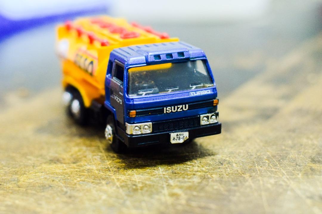 JAPAN Yonezawa Esso Tanker, Hobbies & Toys, Toys & Games on Carousell