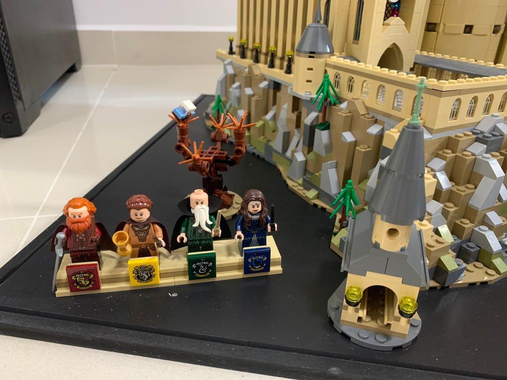 LEGO Hogwarts Castle 71043 built with acrylic display box, Hobbies ...