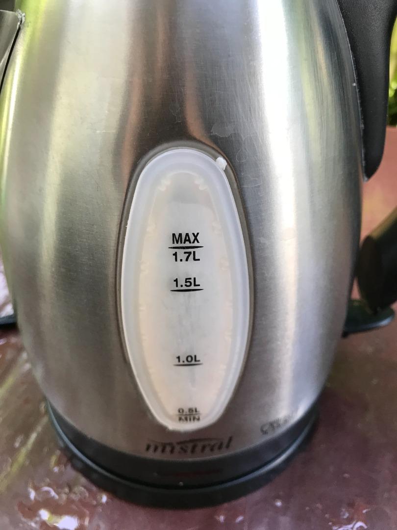 Mistral kettle 1.7 litres fast heating. In good working condition., TV ...