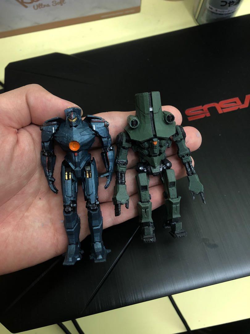 Pacific Rim Cherno Alpha Jeager mini display figure, Hobbies & Toys ...