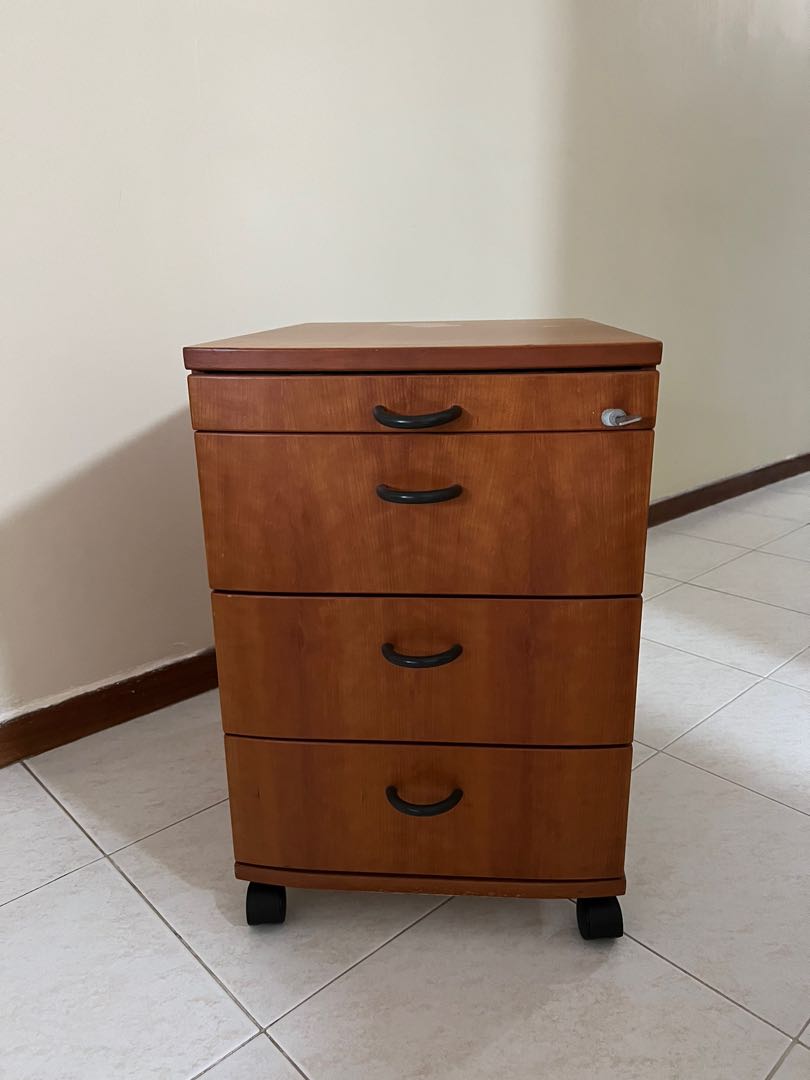 Pedestal with key, Furniture & Home Living, Furniture, Shelves ...