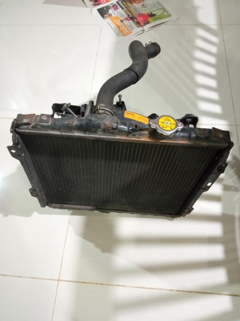 Proton Saga Iswara LMST 2004 water radiator tank tangki air (original ...