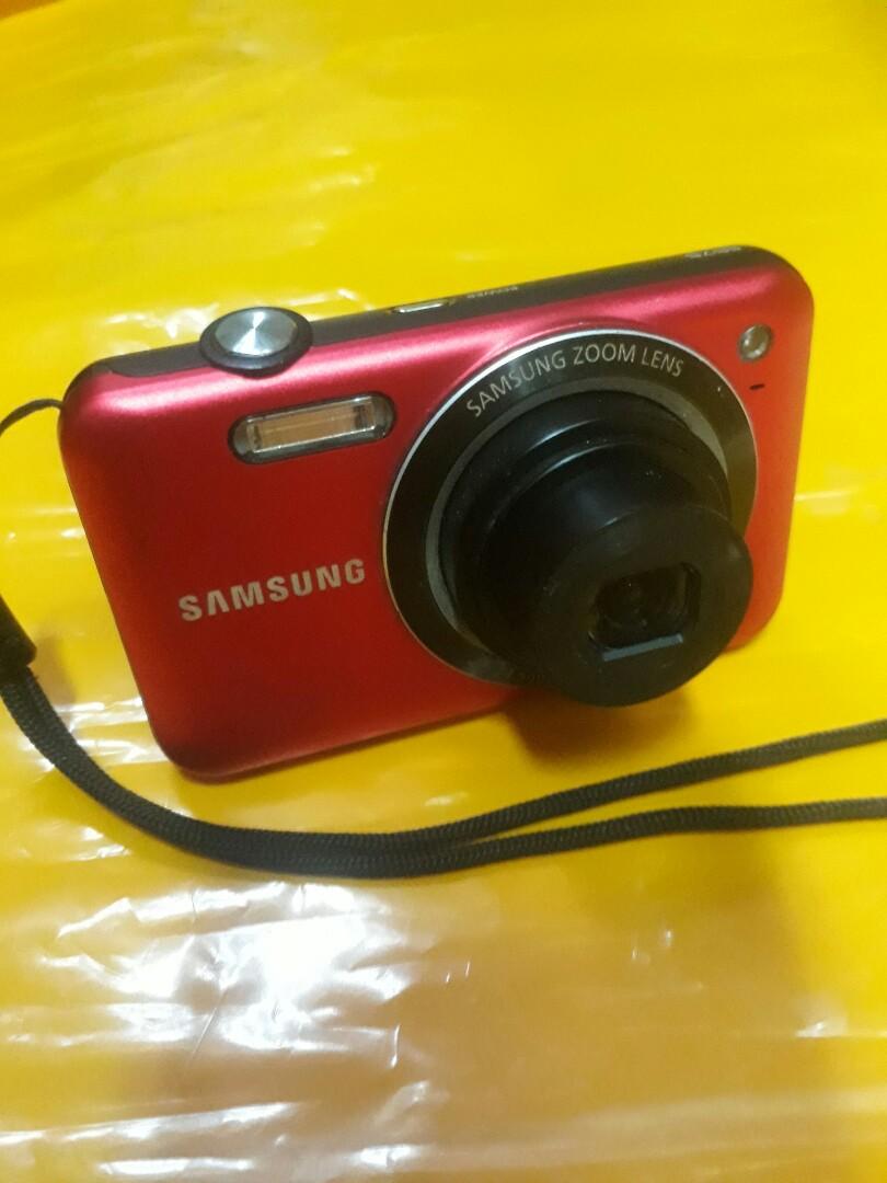 Samsung ES75 Digital Camera, Photography, Cameras on Carousell