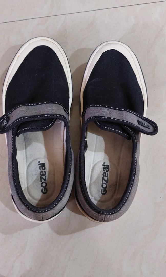 Sepatu Slop GOZEAL, Fesyen Pria, Sepatu , Sneakers di Carousell
