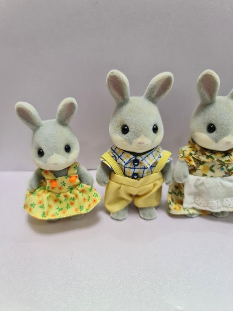 Sylvanian Families Grey Rabbit Family Figurines, Hobbies & Toys, Toys ...