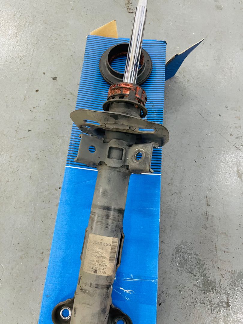W212 facelift original shock absorbers front 2 only , Car Accessories ...