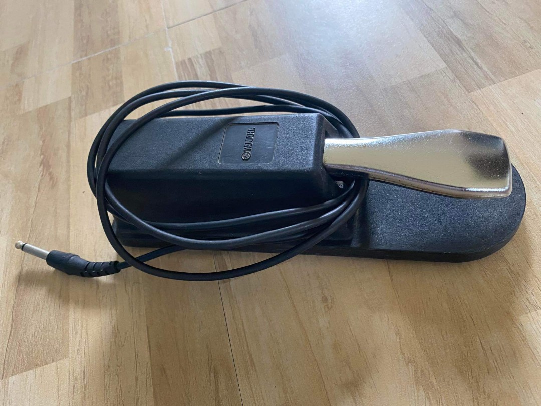 Yamaha FC4 Sustain Pedal, Hobbies & Toys, Music & Media, Musical ...
